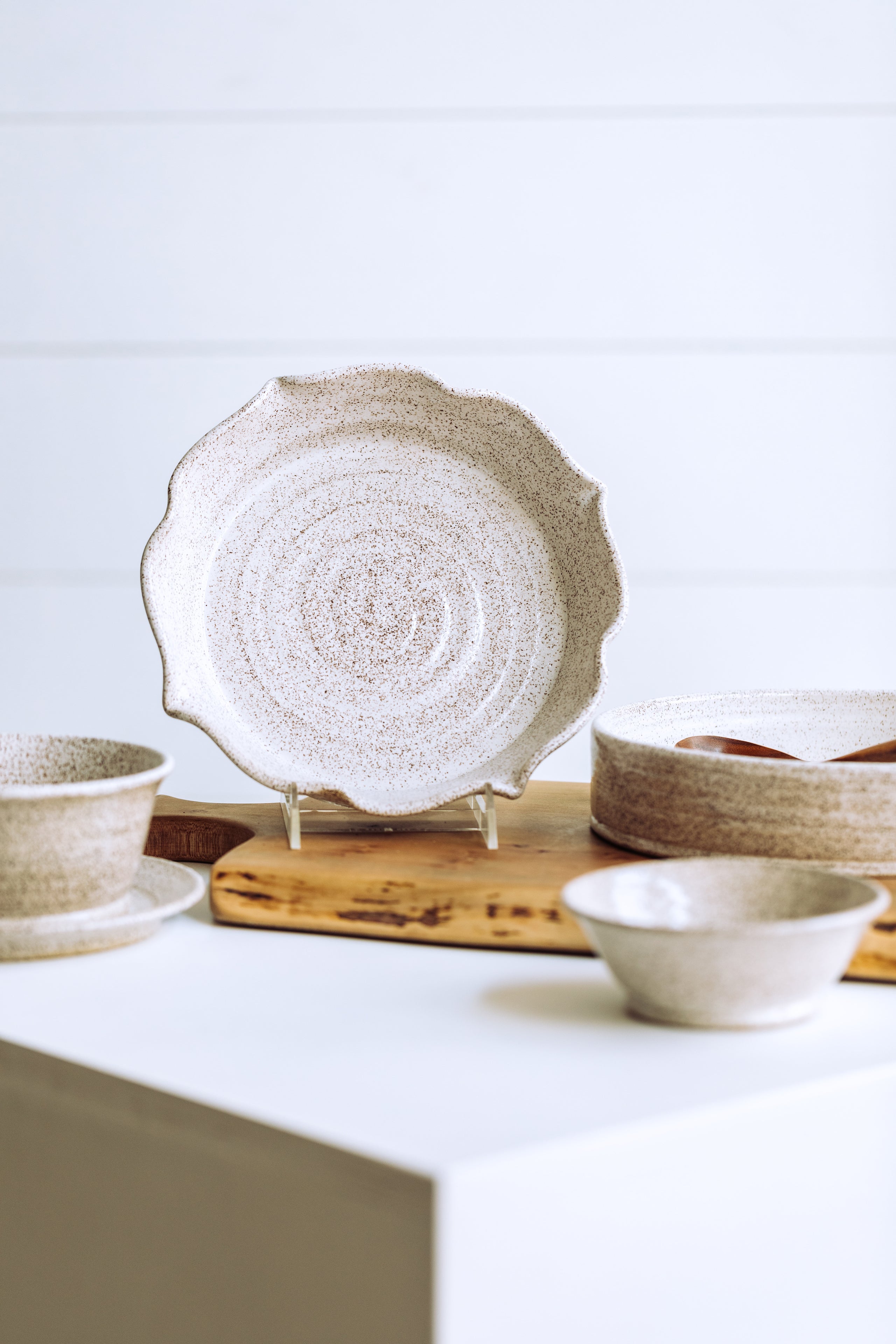 Handmade Stoneware Pie Dish | JULIANNE HANSEN FINE ART & POTTERY